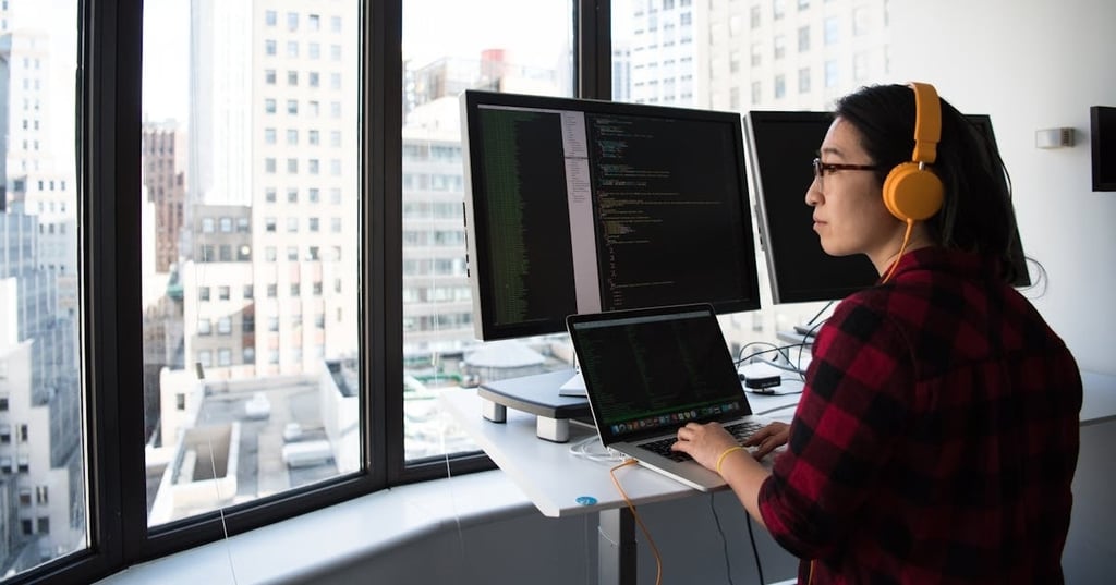 Golang vs Node: Complete Performance and Development Guide for 2025 Golang vs Node: Complete Performance and Development Guide for 2025